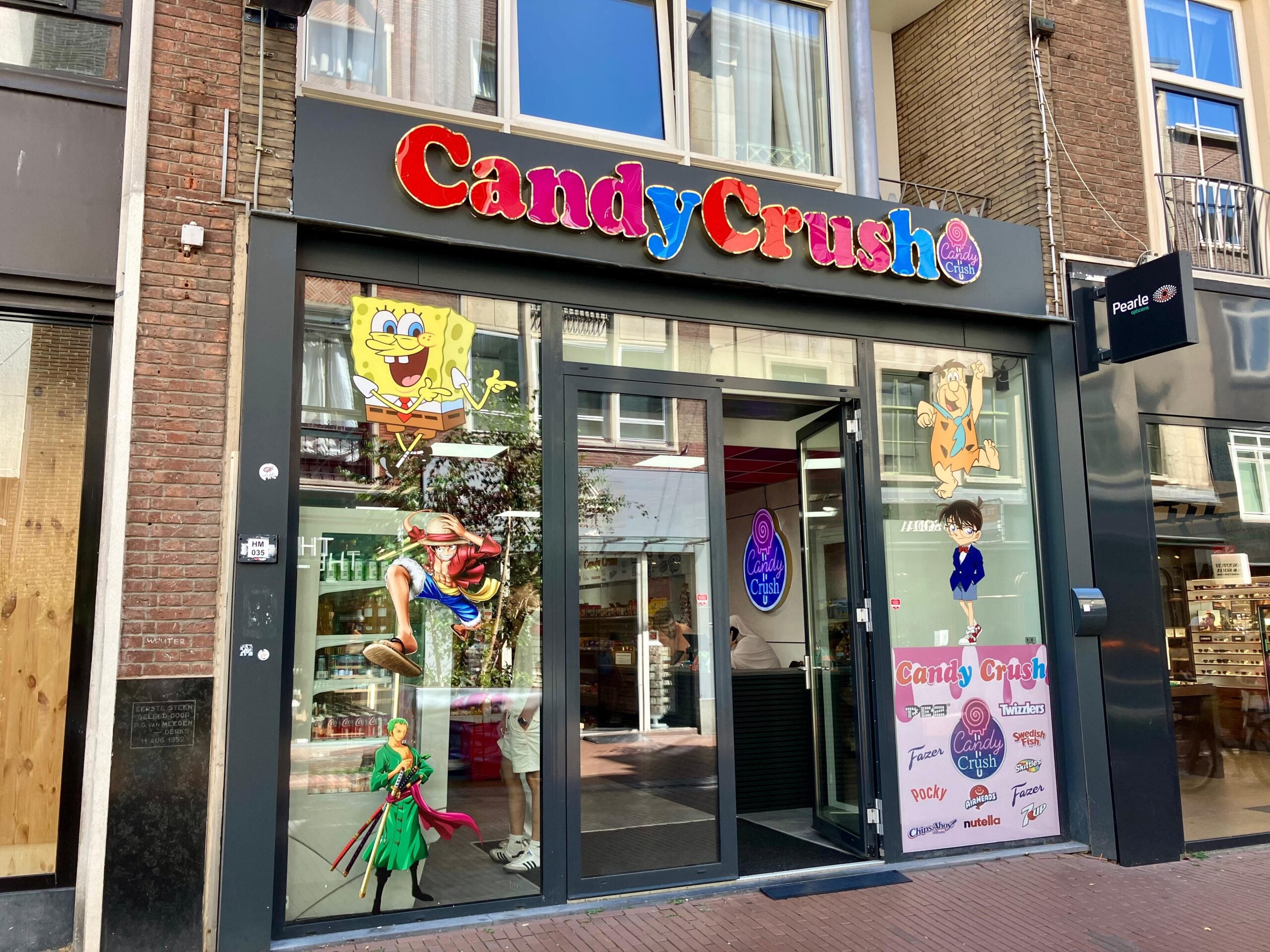 Nieuwe winkel met internationaal snoep aan de Broerstraat: 'We hebben ...