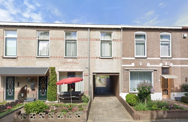 Gespot op Funda: dit huis in Nijmegen heeft een gigantisch diepe tuin