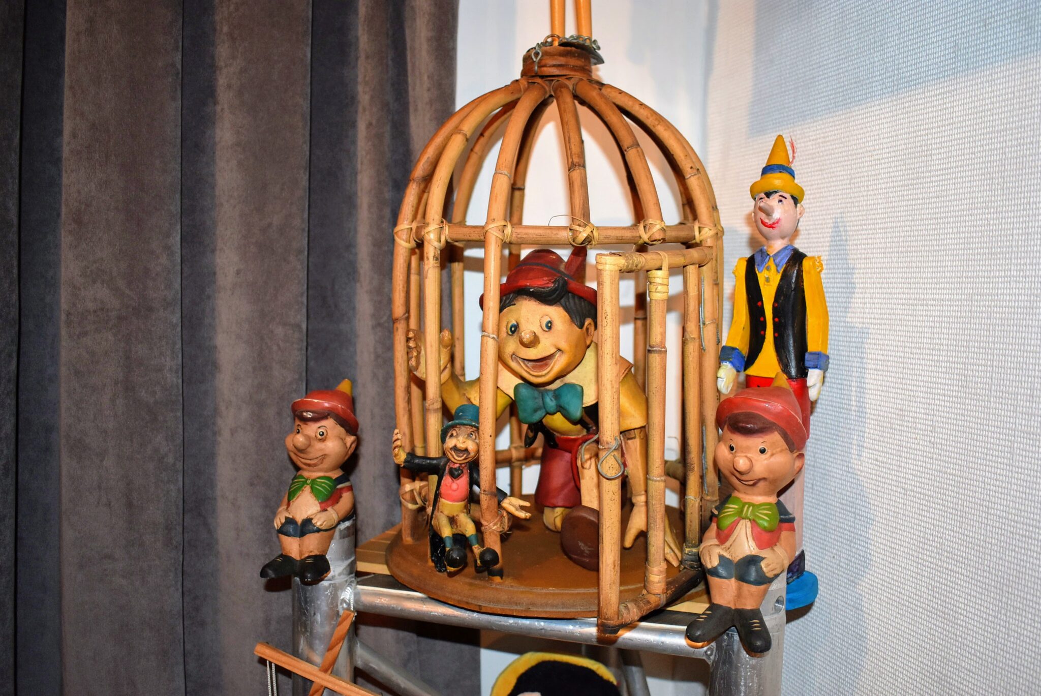 Binnenkijken in het Pinokkio-huis van Diny uit Ermelo: 'Ik heb 77 ...