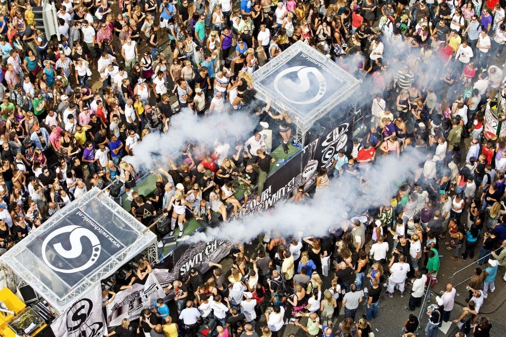 De Dance Parade moet weer terug naar Rotterdam!