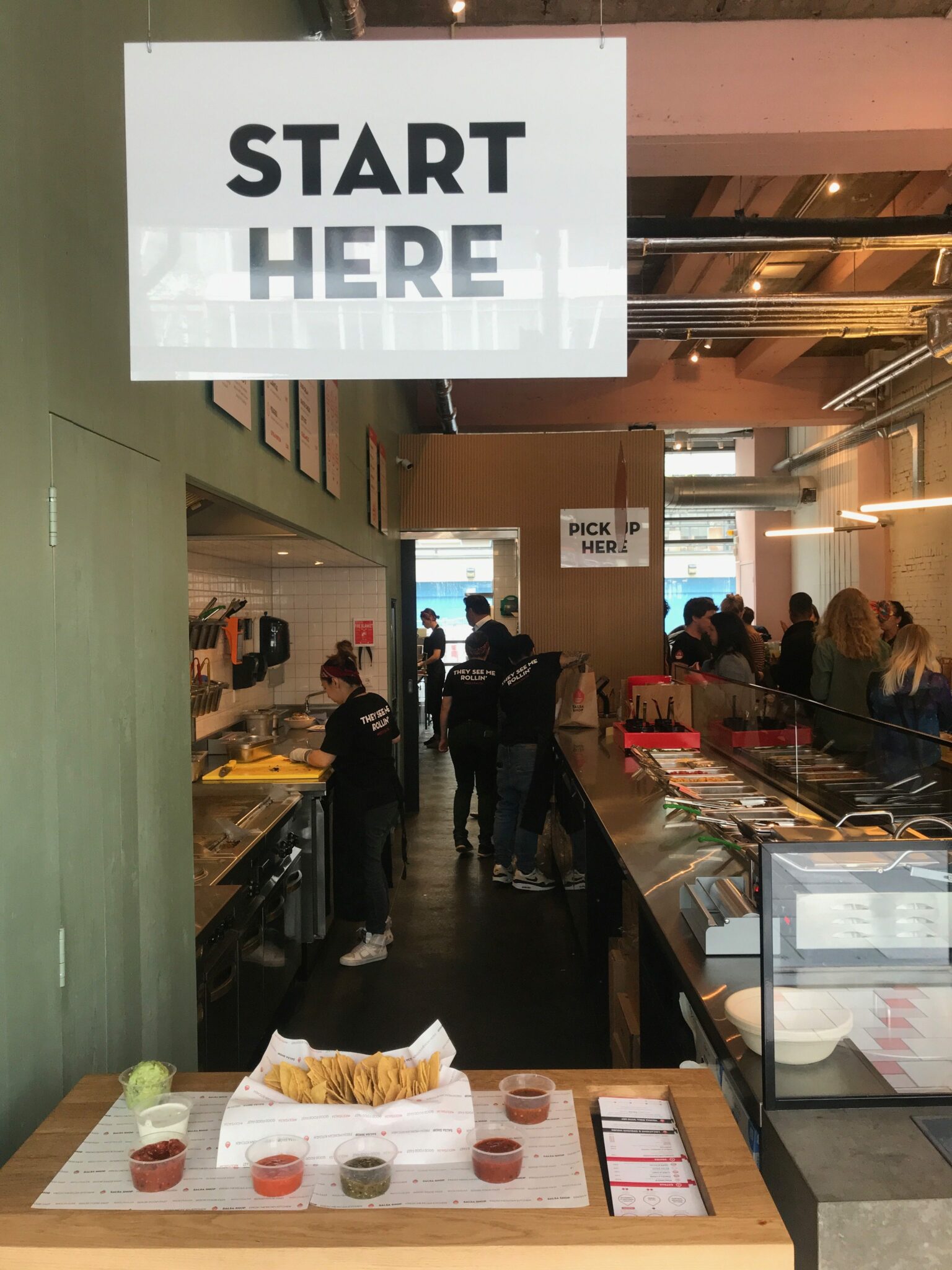 Salsashop in Rotterdam is nu dan echt open en wij gingen langs!