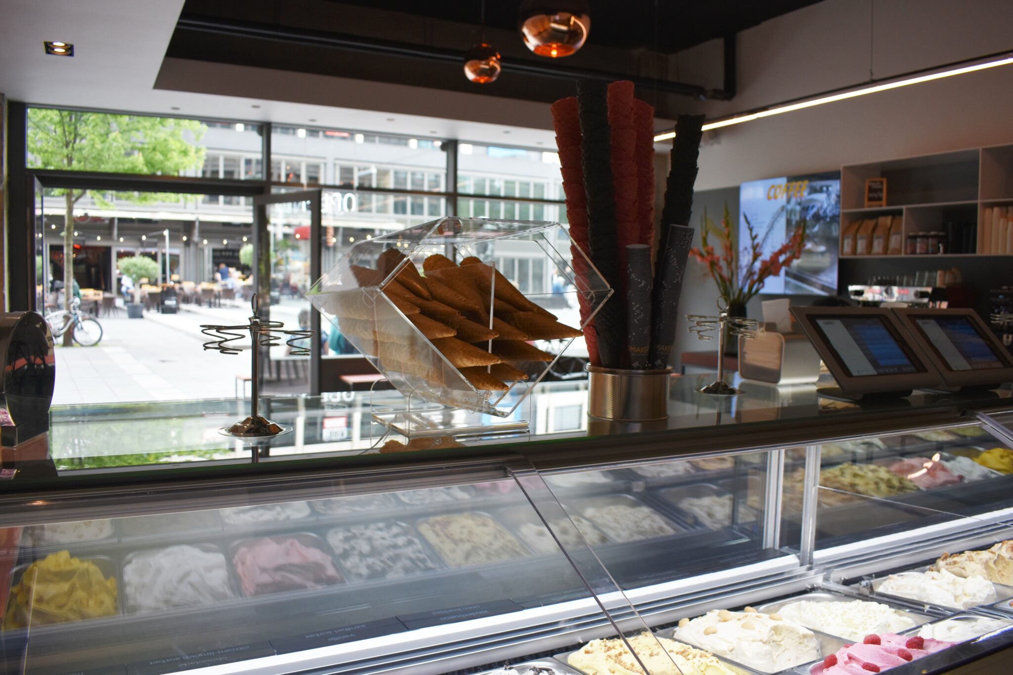 TOP! De IJsmaker vind je nu ook op deze supercentrale plek - indebuurt ...