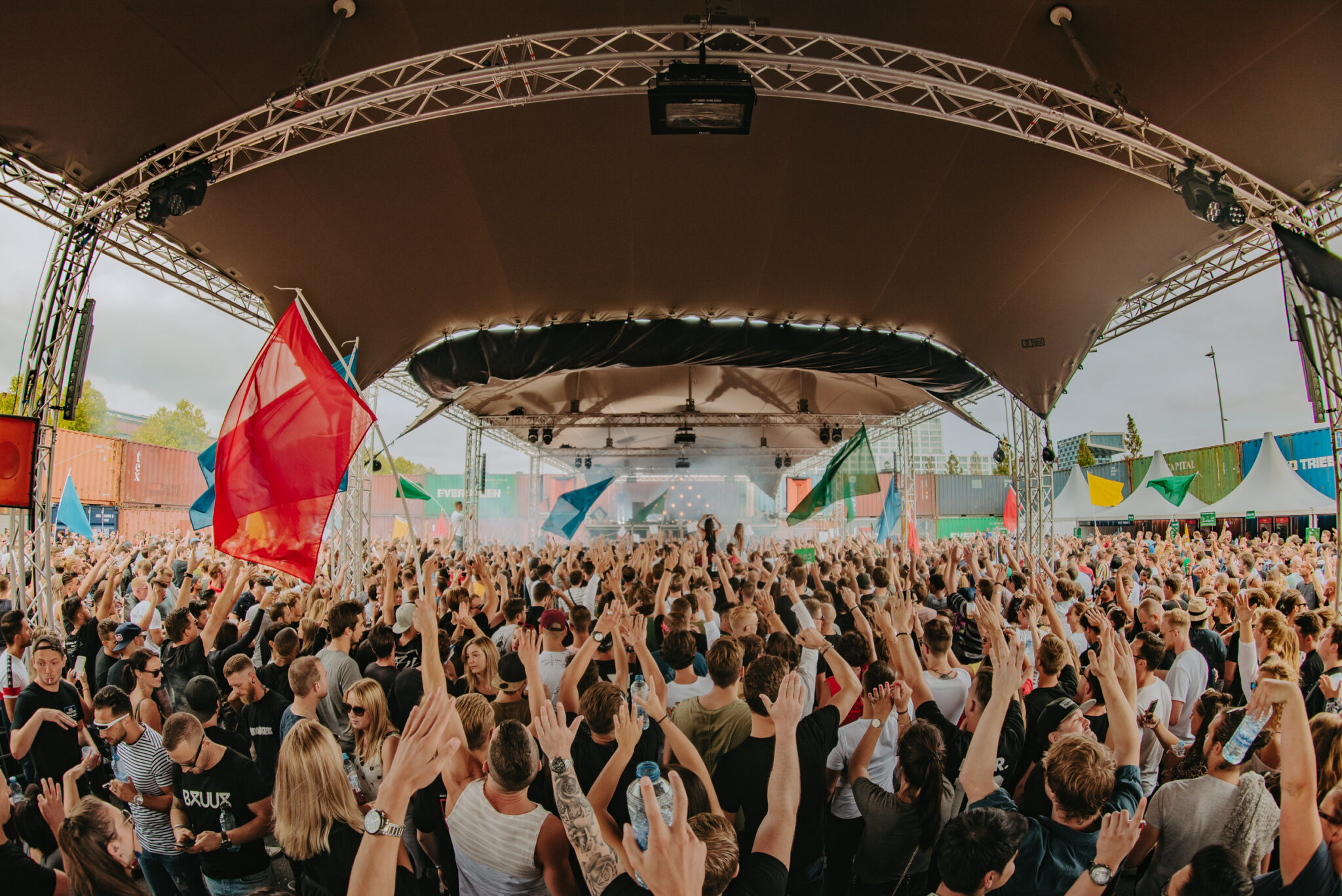Festivalseizoen! Win kaarten voor Rotterdam Rave Outdoor Festival 2019 ...