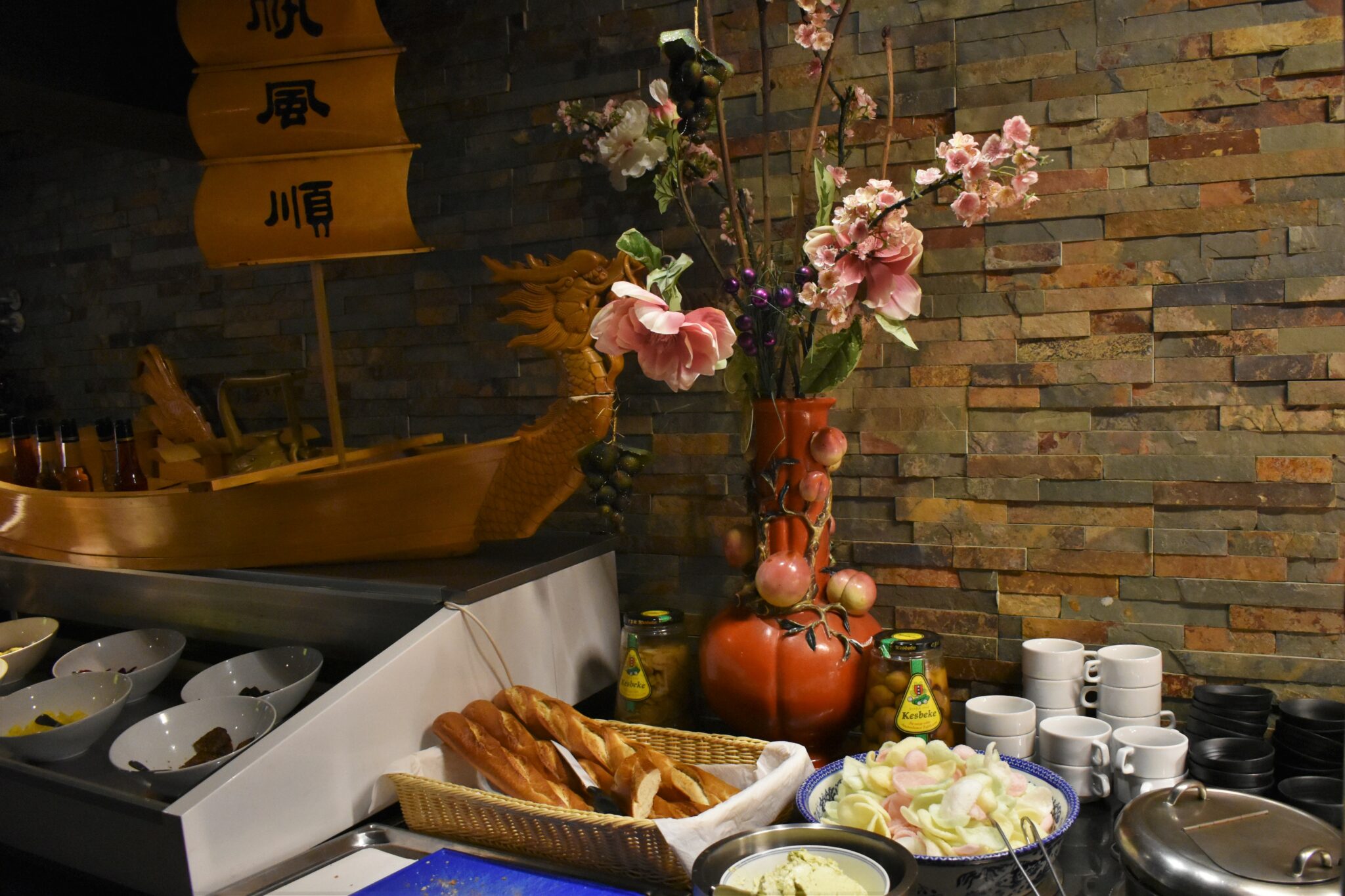 Dit Rotterdamse restaurant serveert een speciaal iftar-menu tijdens de ...