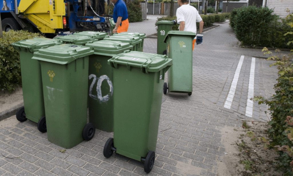 Zó ga je nare geurtjes of maden tegen in je gft-container - indebuurt ...