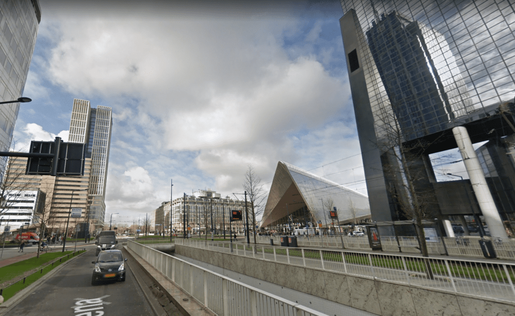 Toestand! In oktober bijna 2 maanden geen trams op het Weena ...