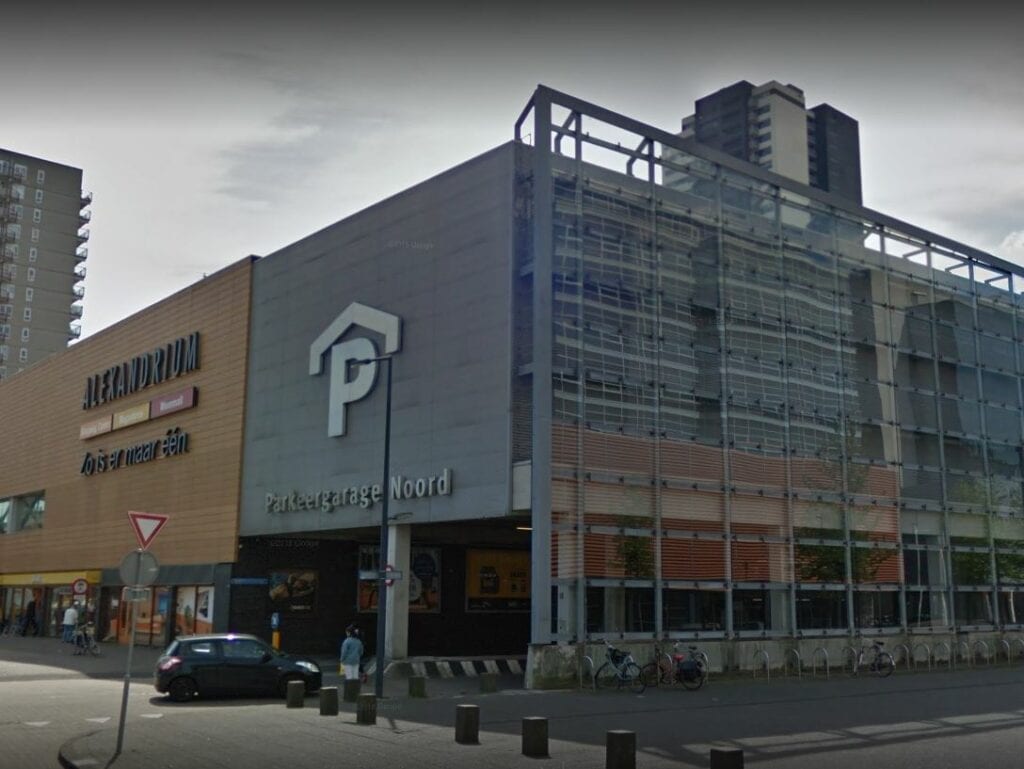 Winkelen in Alexandrium: parkeren, openingstijden en meer