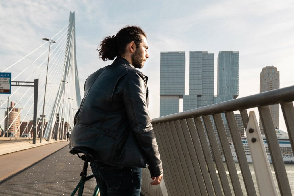 Een baan zoeken in Rotterdam doe je voortaan via JEX.nl - we leggen uit ...