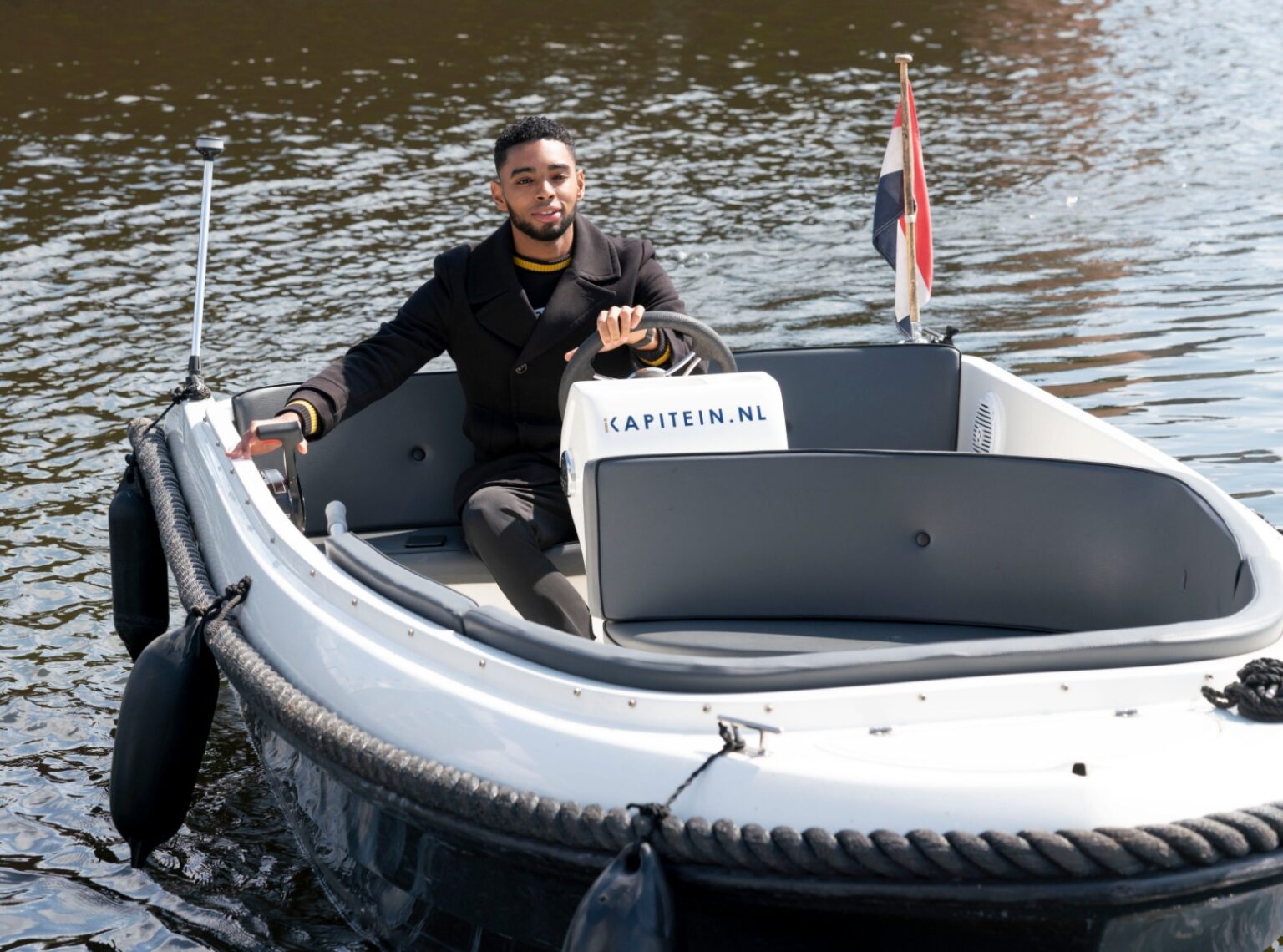 Varen! 8 x hier huur je een boot in Rotterdam