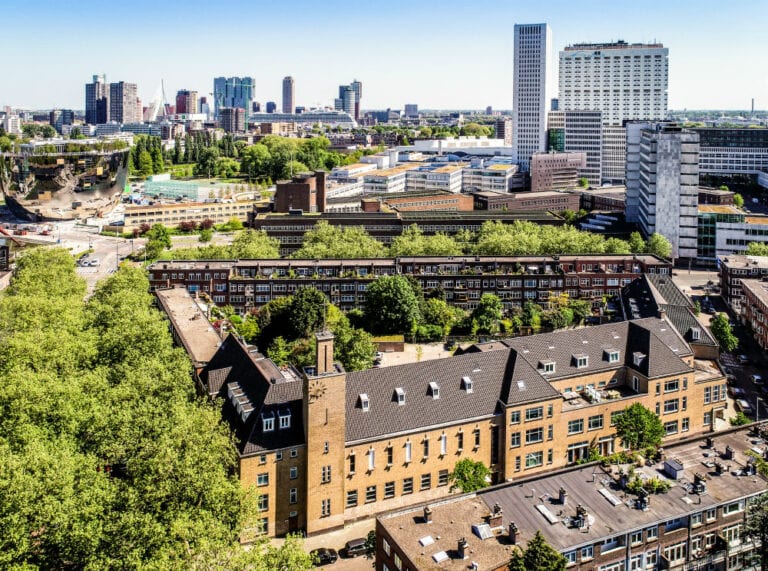 Vet! Een oude kapel in Rotterdam-West wordt omgebouwd tot luxe ...
