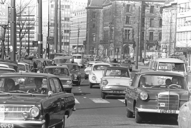 9 x zo reden Rotterdammers vroeger met de auto door de stad - indebuurt ...
