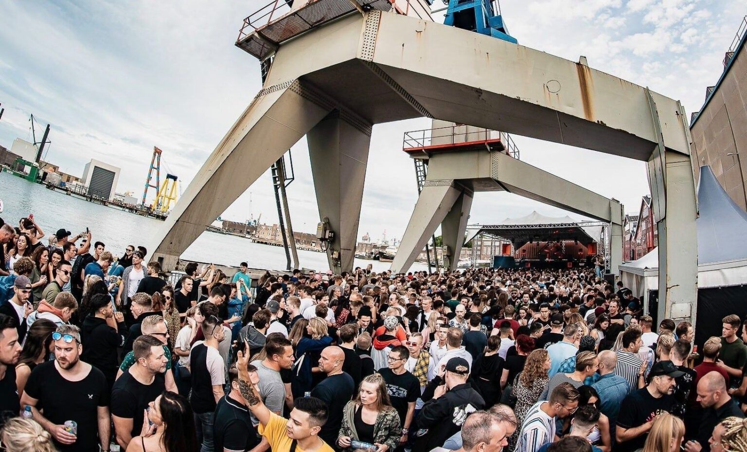 'Verschrikkelijk': CuliNESSE, Rotterdam Rave en meer festivals gecanceld