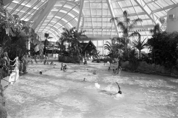Nostalgie! 8 x oude foto's van zwemparadijs Tropicana