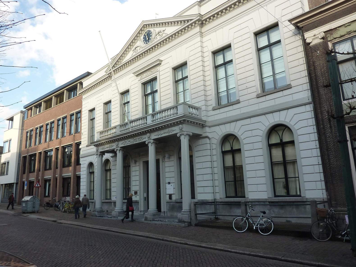 Waarom zit de Rechtbank Rotterdam in Dordrecht? - indebuurt Rotterdam