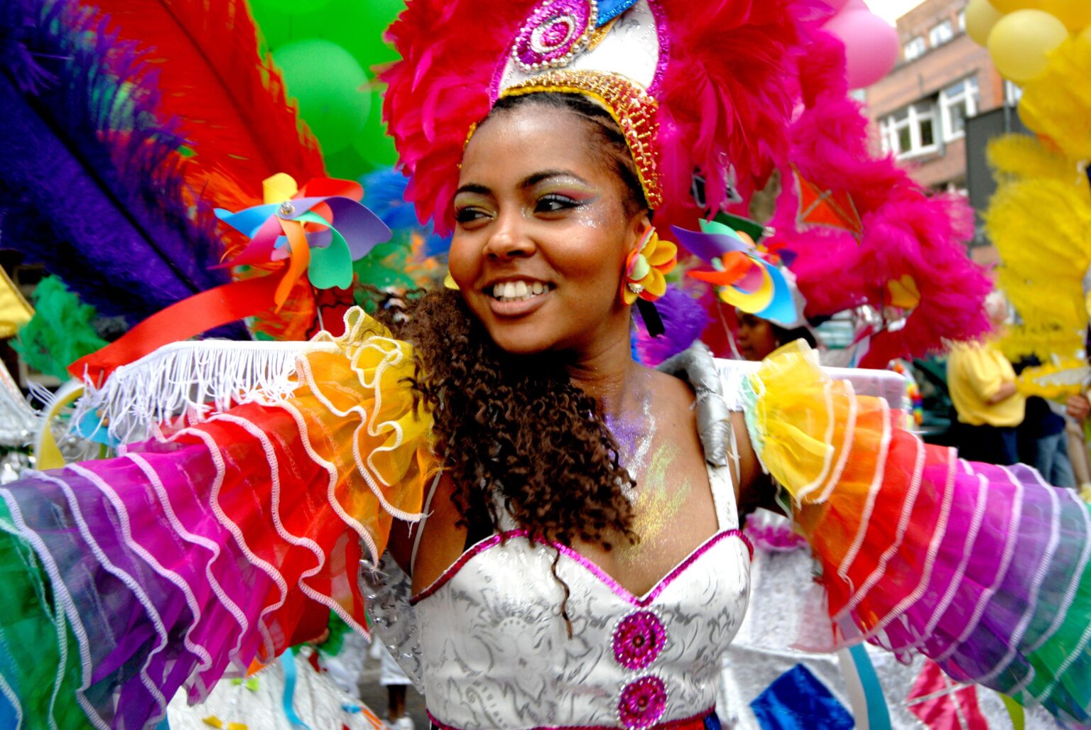 Zomercarnaval is terug, en hoe! Hier vind je het programma en de routes ...