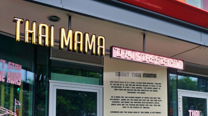 Nieuw in Rotterdam Centrum: bij Thai Mama eet je traditionele streetfood