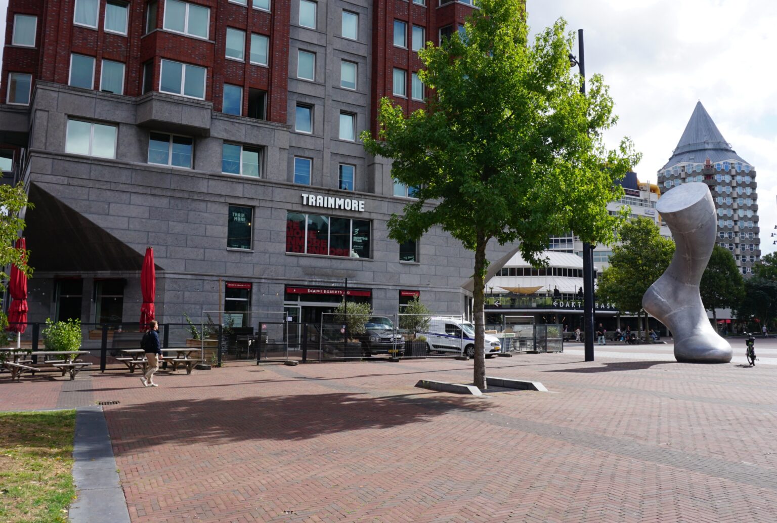 De Gele Kanarie opent een nieuw stadscafé: 'Met zonnig terras op de ...