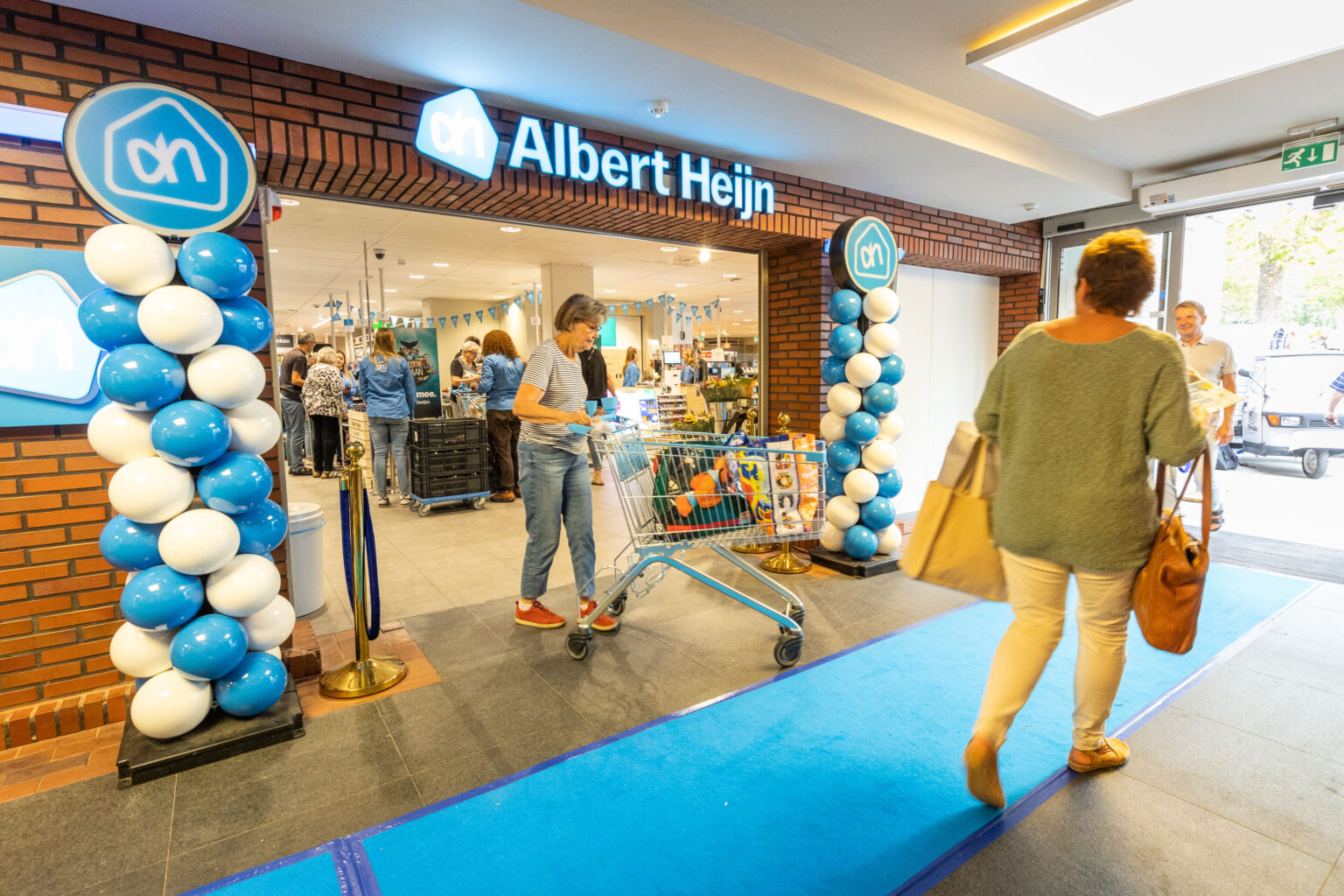 Zo ziet de nieuwe Albert Heijn XL in Hoogvliet eruit