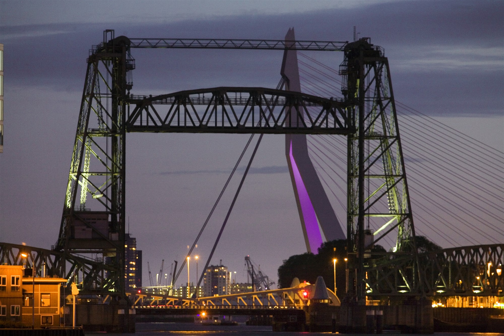 De Hef is jarig! 12 foto’s van de stoerste brug van Rotterdam - Oozo.nl