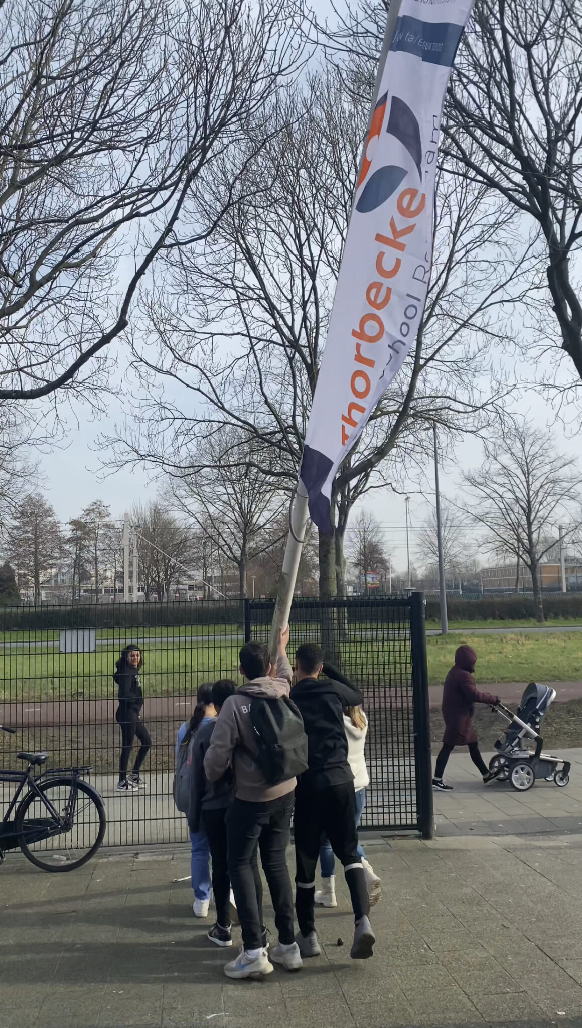 Thorbecke in een nieuw jasje: 'Het nieuwe logo past bij onze school ...
