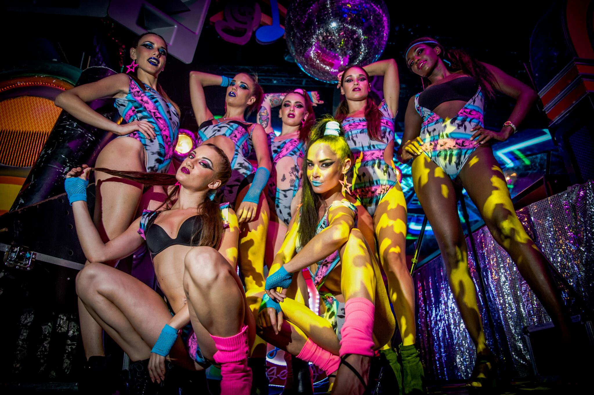 Confetti, techno, Ibiza! Dit feest keert na vier jaar terug naar Rotterdam