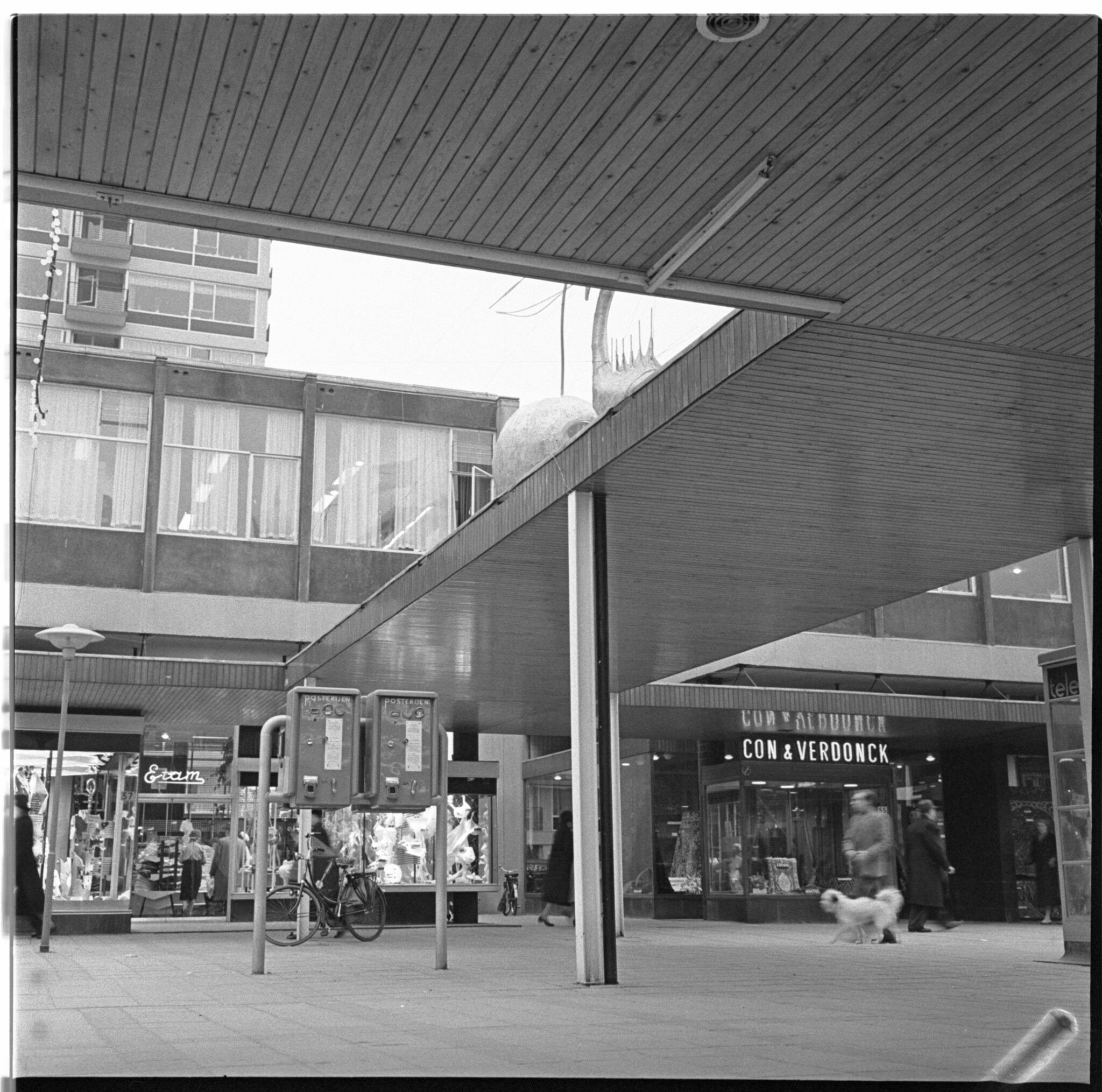 Uit het archief: 9 foto's van Rotterdam in de jaren '50