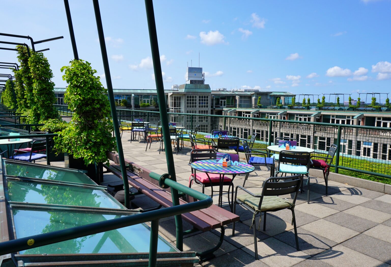 Op het dak! Zo ziet The Rooftop op het Groothandelsgebouw eruit