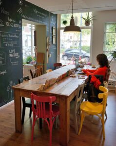 Tip: bij het nieuwe Perron Noord drink je koffie voor 1 euro