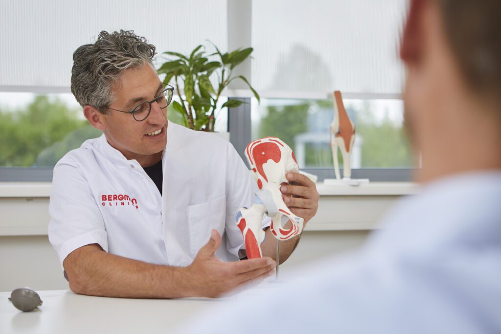 Slijtage aan je knie of heup? Hier in Rotterdam beantwoorden vier ...