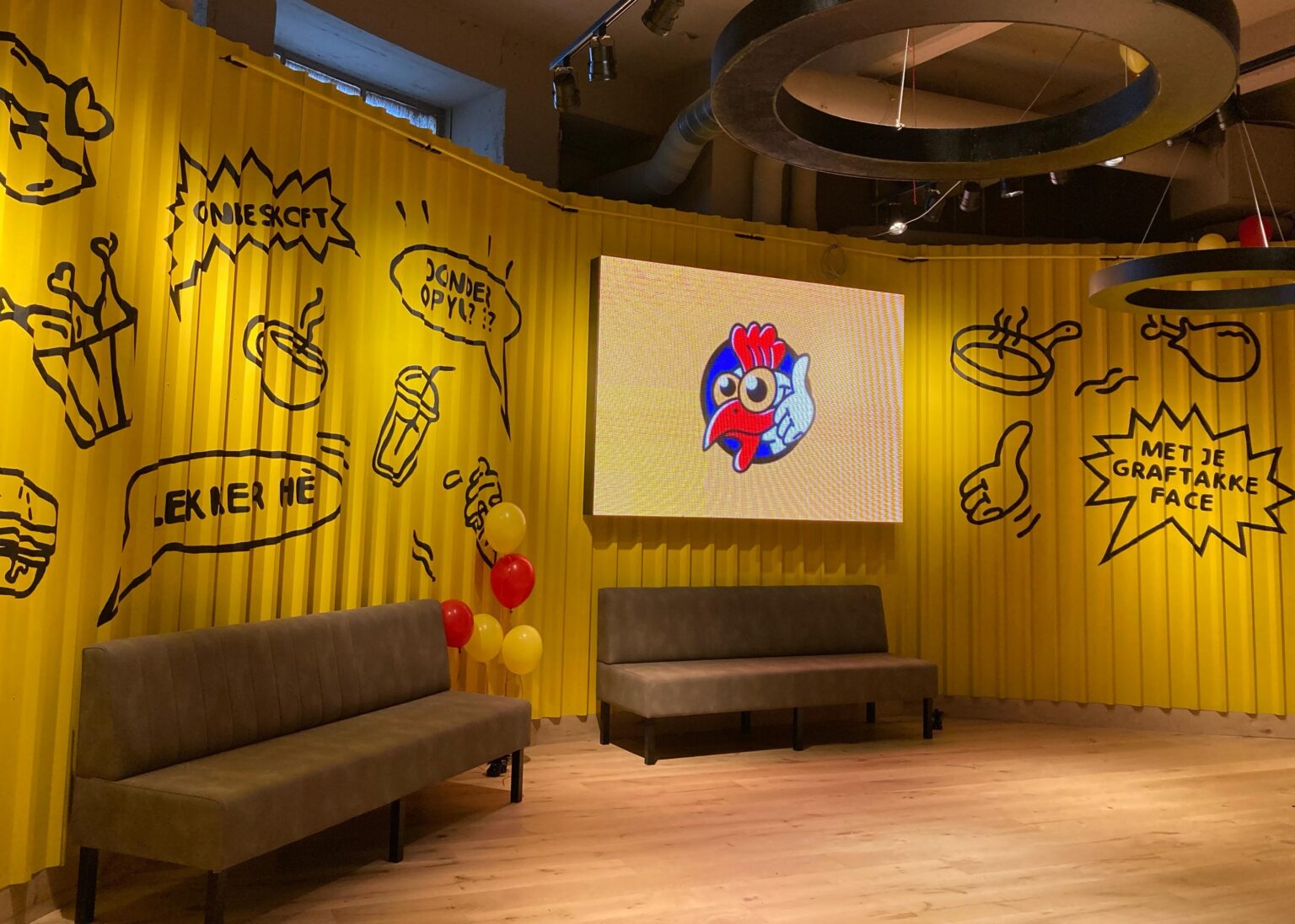 Binnenkijken: zo ziet fastfoodrestaurant FC Kip eruit