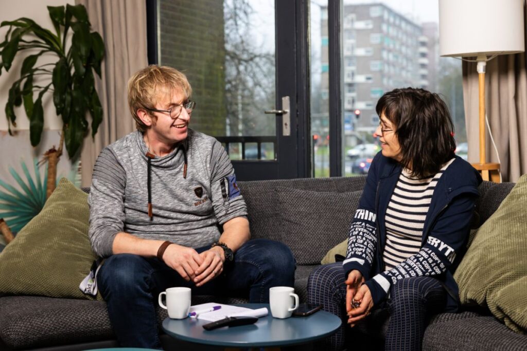 Didi en Koen helpen jongvolwassenen op eigen benen staan: 'We zien ze telkens een beetje groeien ...