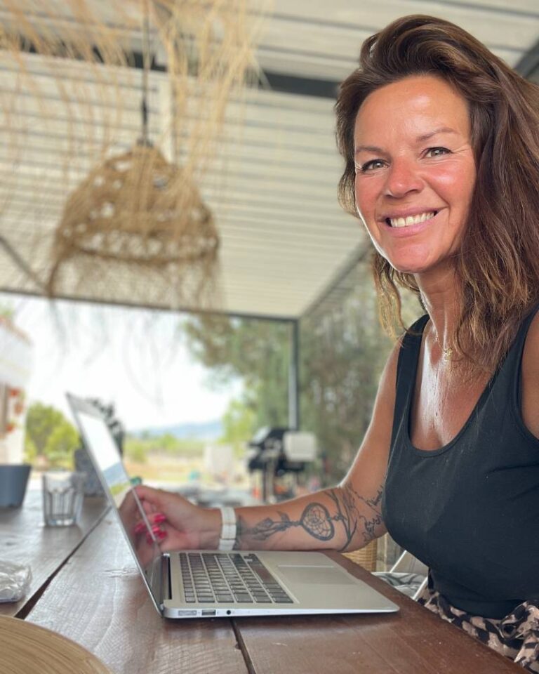 Rotterdammer Liesbeth is digital nomad en reist door Europa: 'Ik kan ...