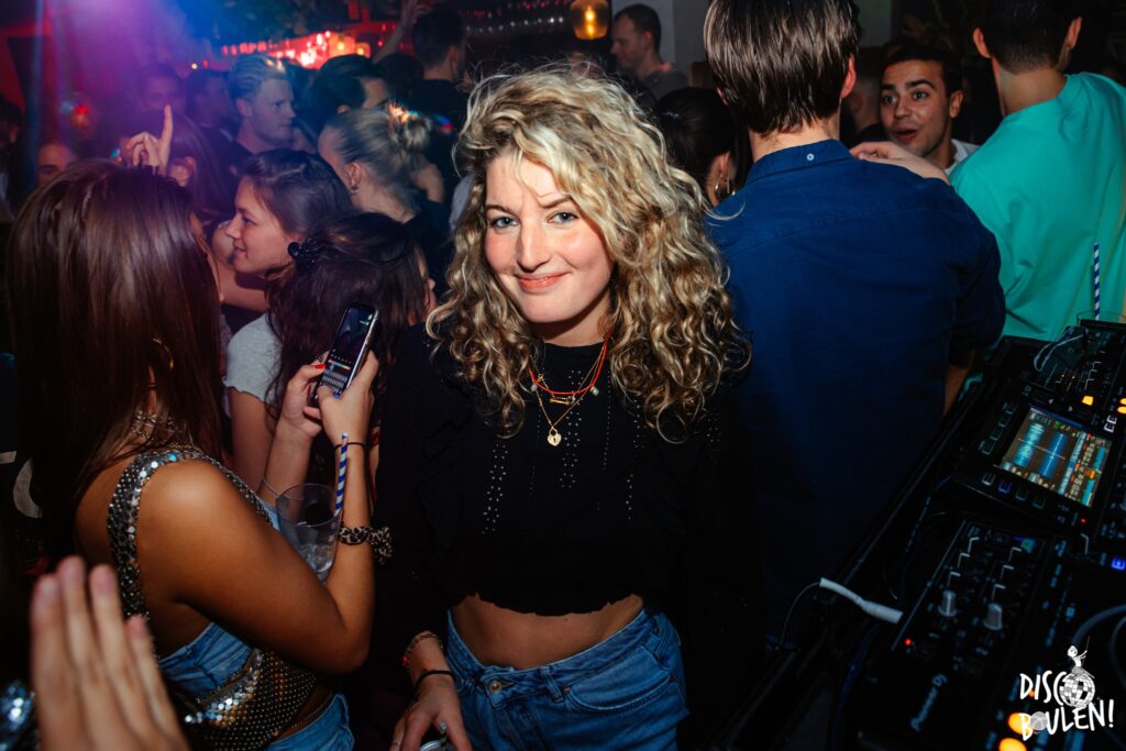 Favorieten van Anna Sophie: 'Hier haal ik een broodje op mijn brakke ...