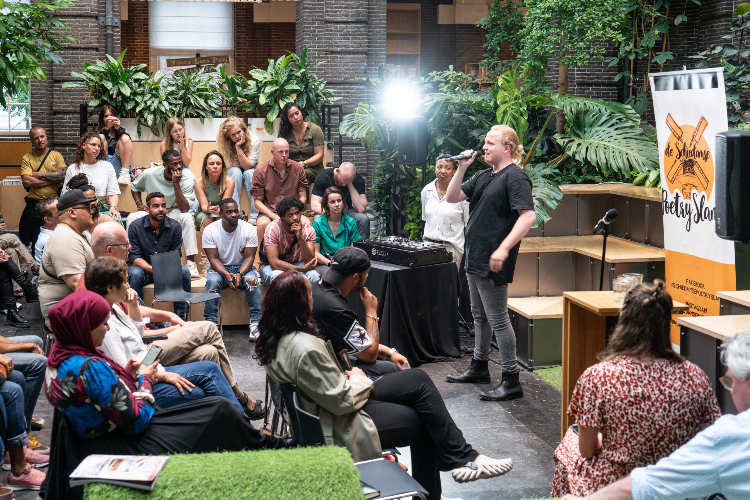 Bibliotheek Schiedam - indebuurt Rotterdam