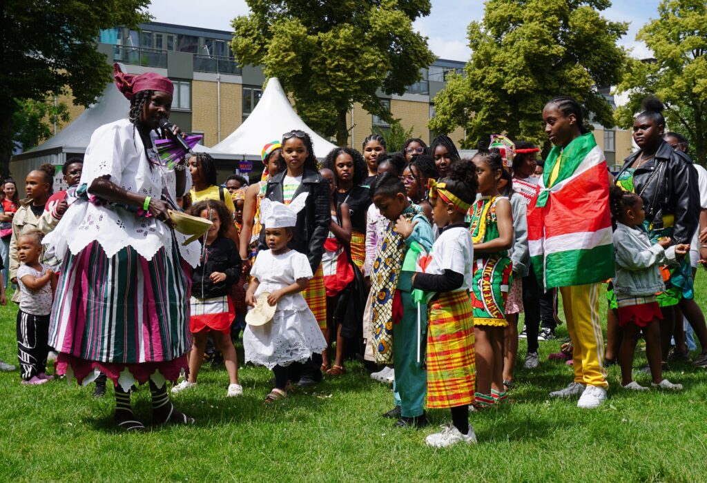 Feestelijke foto's: Keti Koti 2024 in Rotterdam