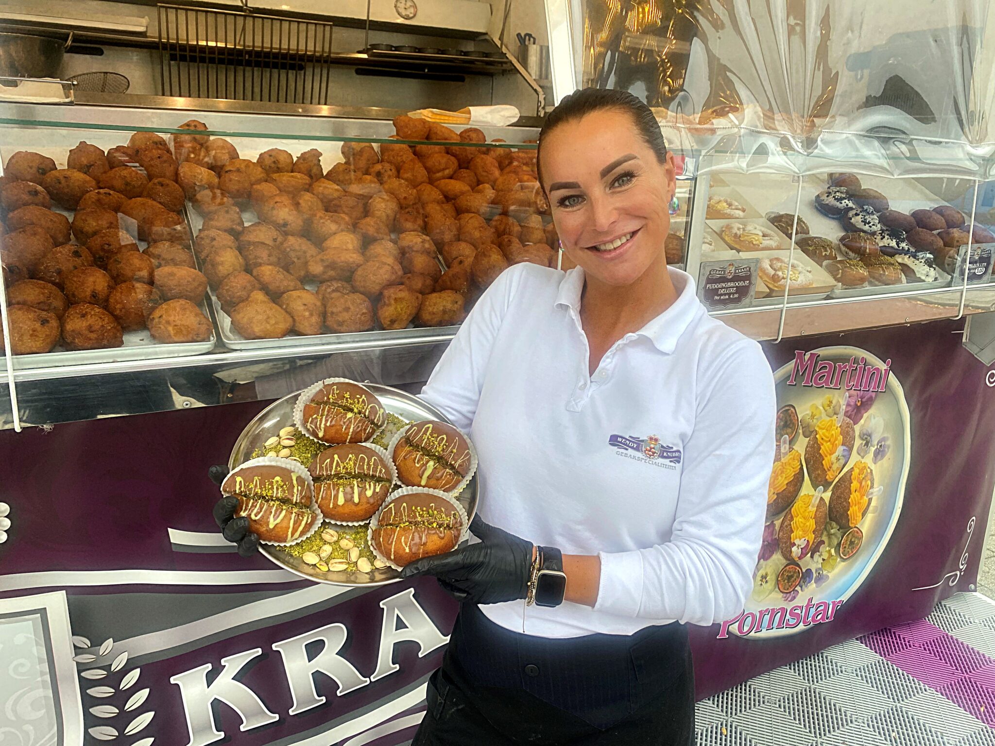 Dubai-oliebol! Hier in Rotterdam eet je een viral bol met pistache en ...