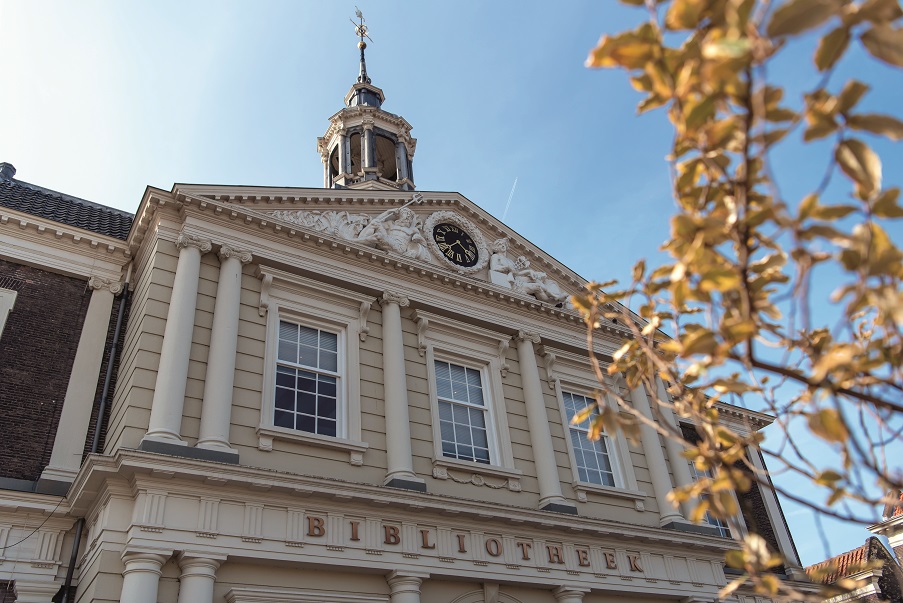 Toen in Schiedam: dit gebeurde er vroeger in de Korenbeurs