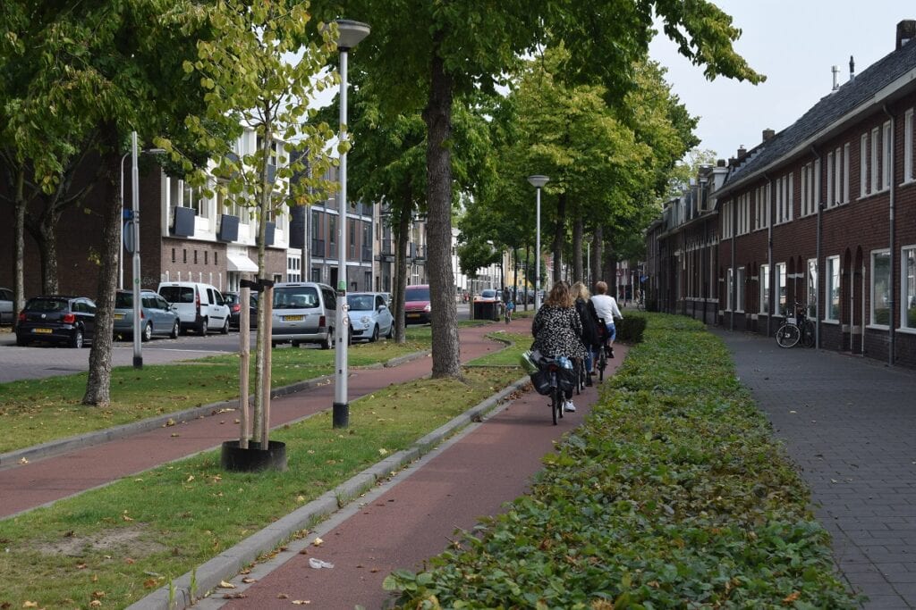Waarom heet Het Rode Fietspad ook alweer zo? - indebuurt Tilburg