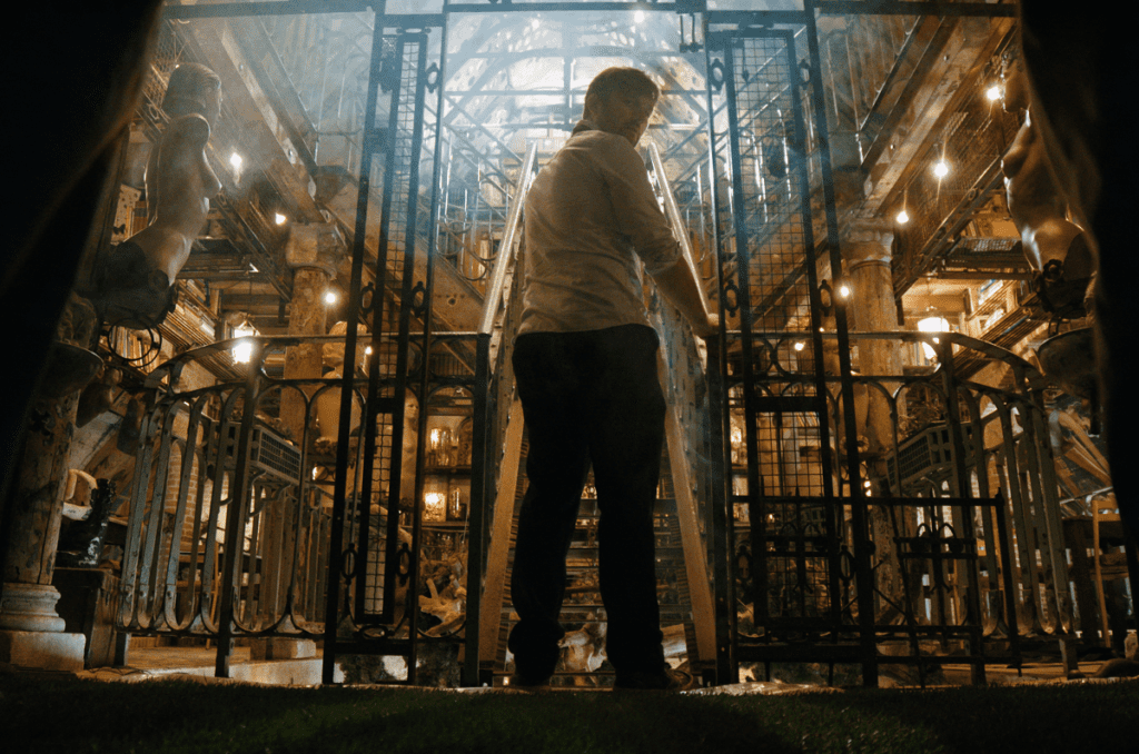 Doloris (het Tilburgse doolhof van 400 vierkante meter) is bijna open ...