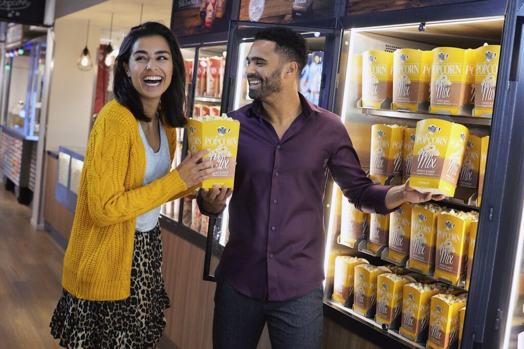 Popcorn & chill! 4 x daarom is film kijken in de bios véél leuker dan thuis