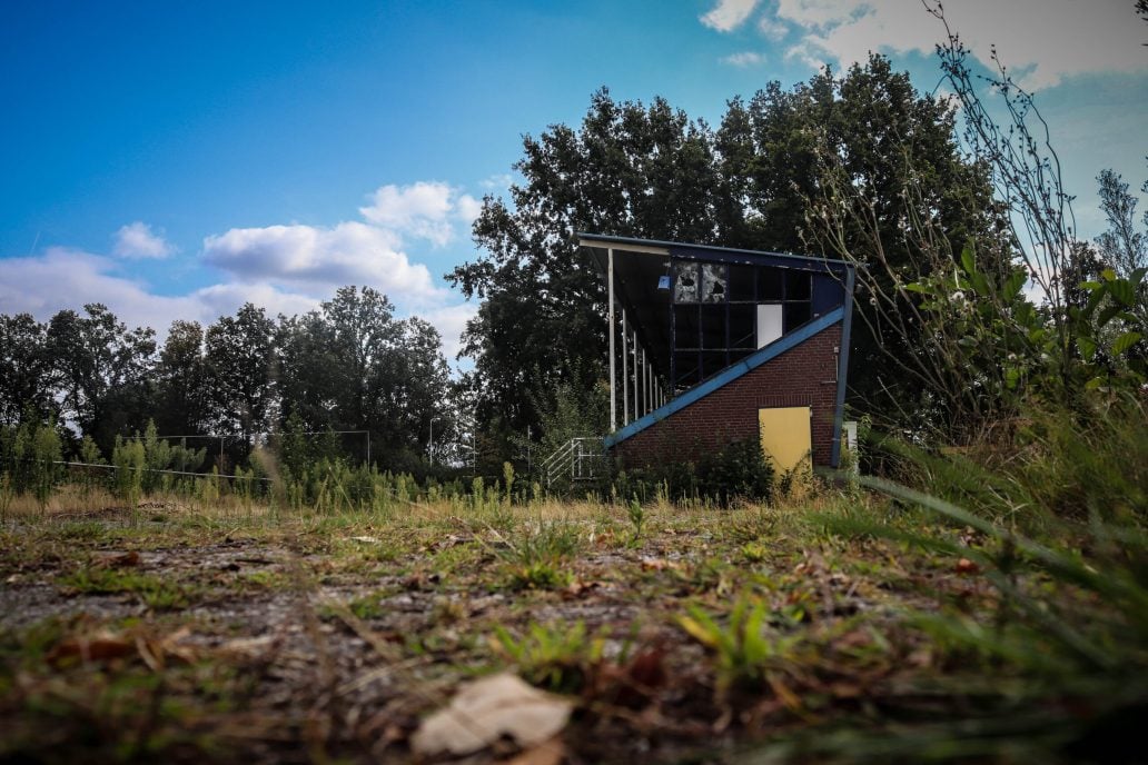 Spooky: foto's van een oud en verlaten TSV NOAD in Tilburg - indebuurt ...