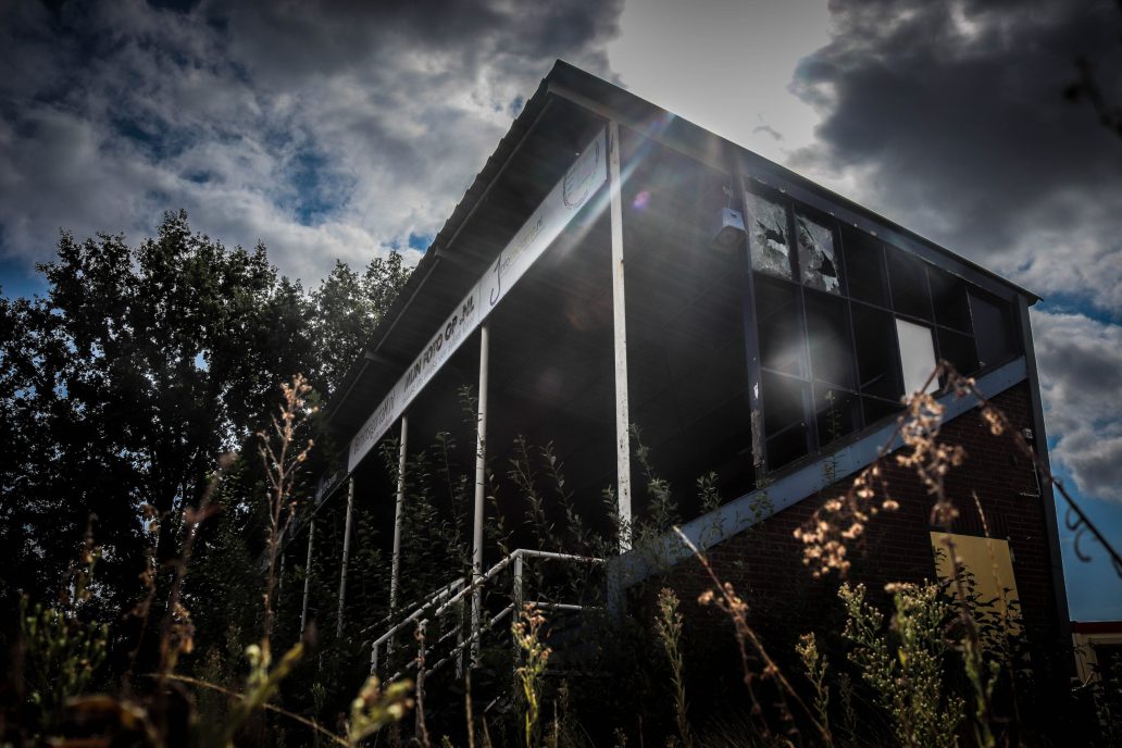 Spooky: foto's van een oud en verlaten TSV NOAD in Tilburg - indebuurt ...