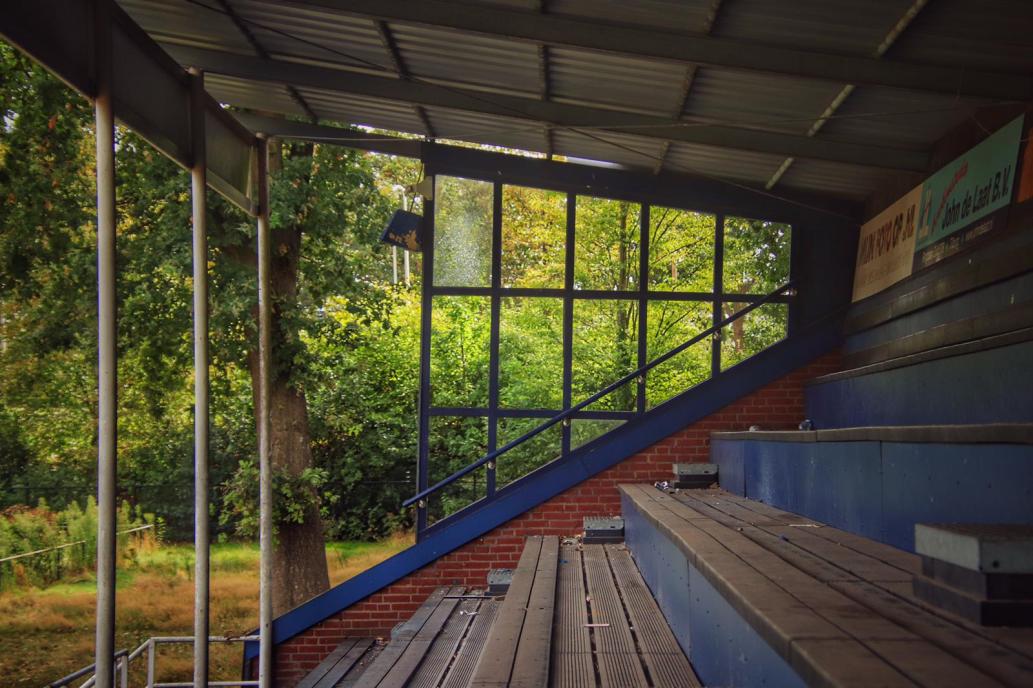Spooky: foto's van een oud en verlaten TSV NOAD in Tilburg - indebuurt ...