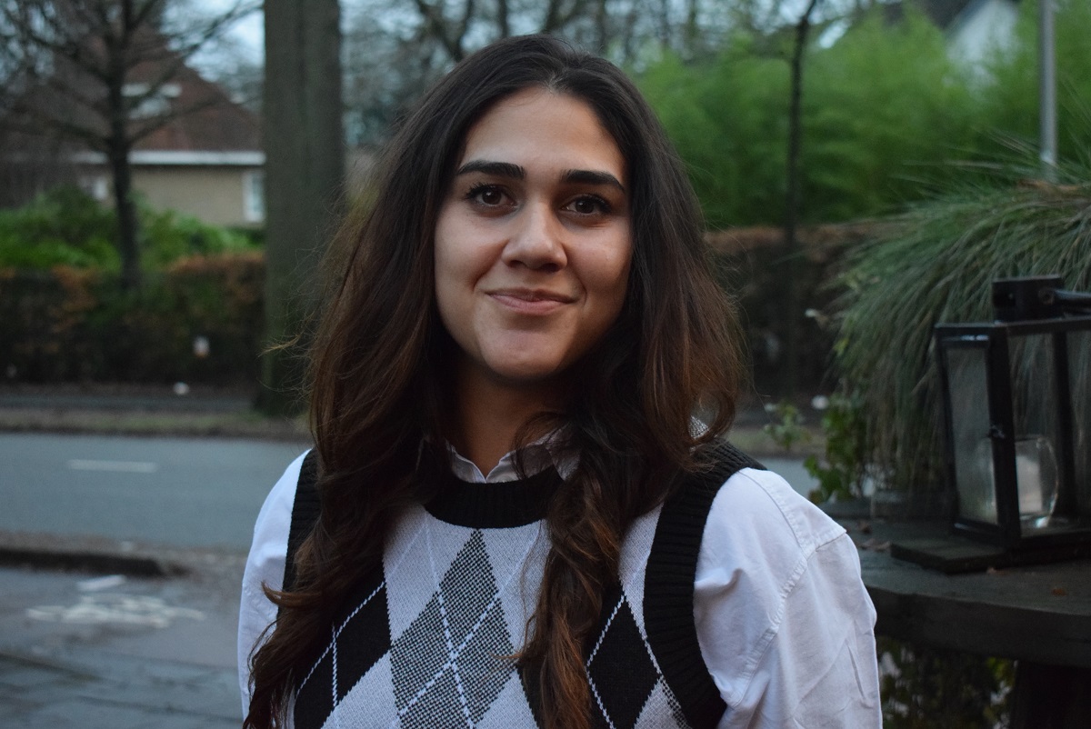 Layla maakt podcast Nedercast over Nederland - indebuurt Tilburg