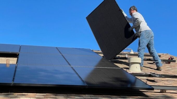 Voltalux Zonnepanelen - indebuurt Tilburg