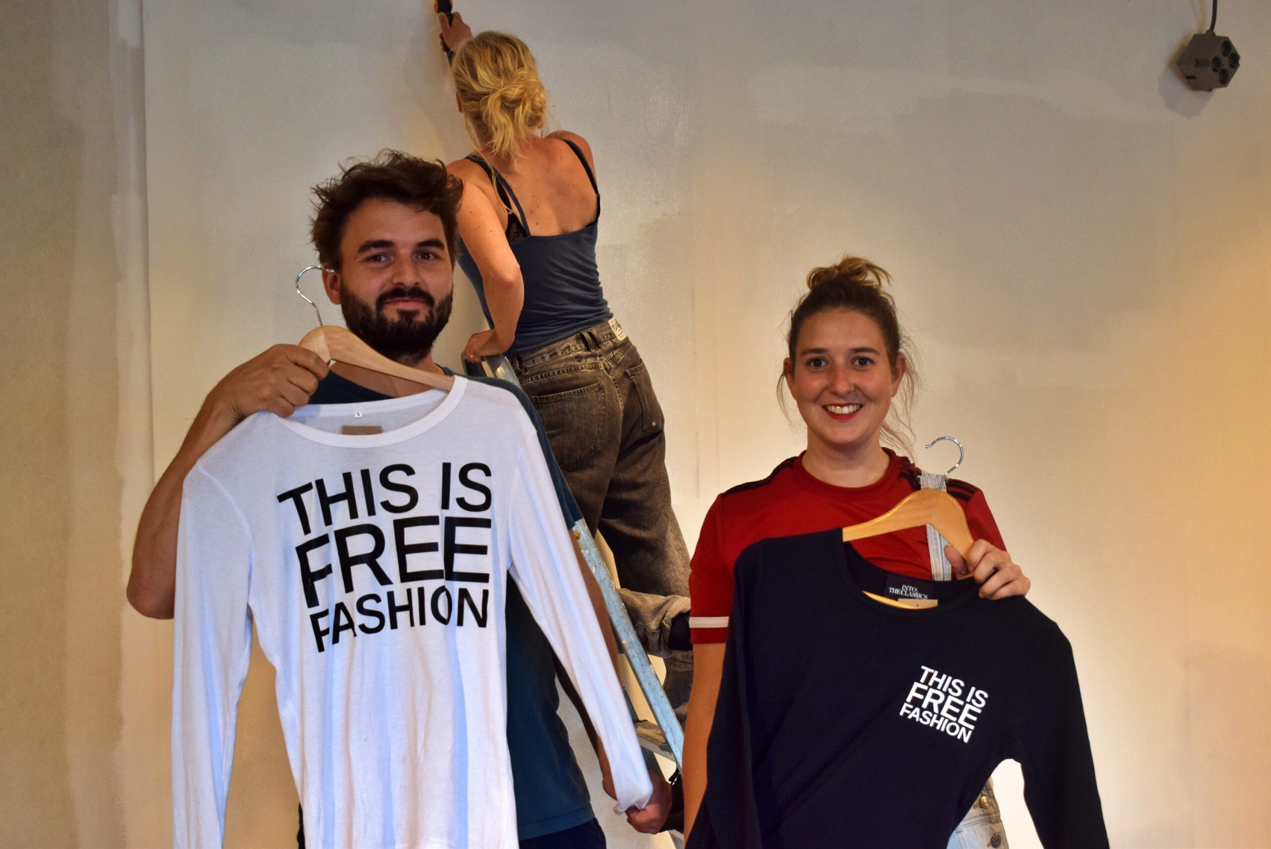 Bij pop-upwinkel Free Fashion in Tilburg shop je een gratis outfit ...