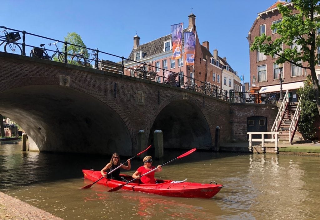 Hoe het is om blind over de gracht te kanoën? Ontdek het zelf (als je ...