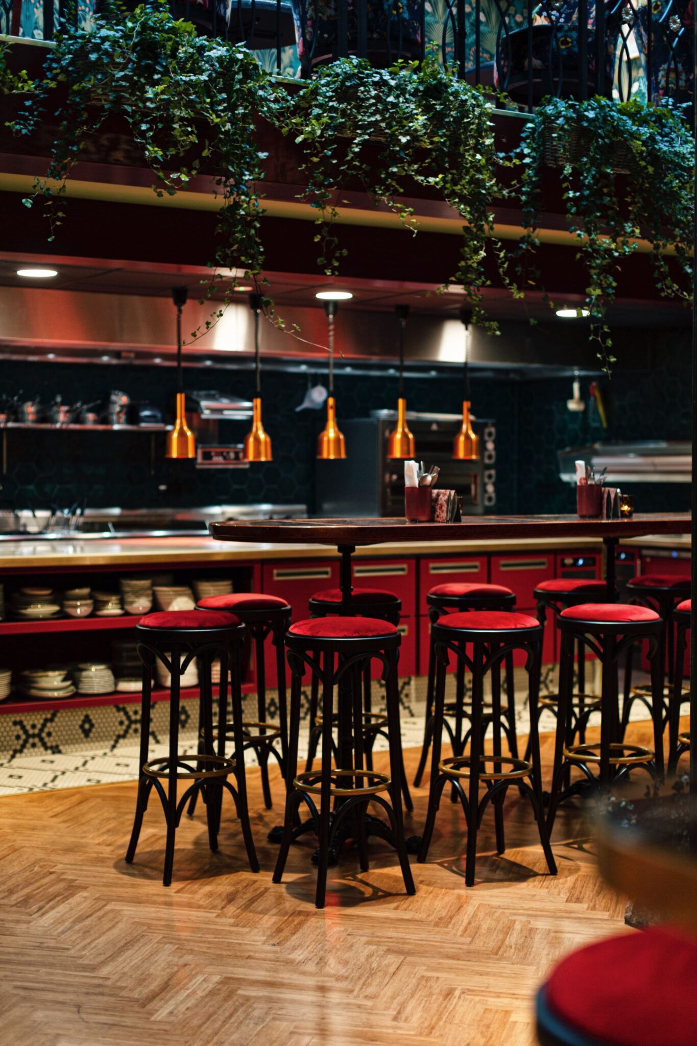 Wijn- en eetbar Ruby Rose aan de Korte Jansstraat is open: wij namen ...