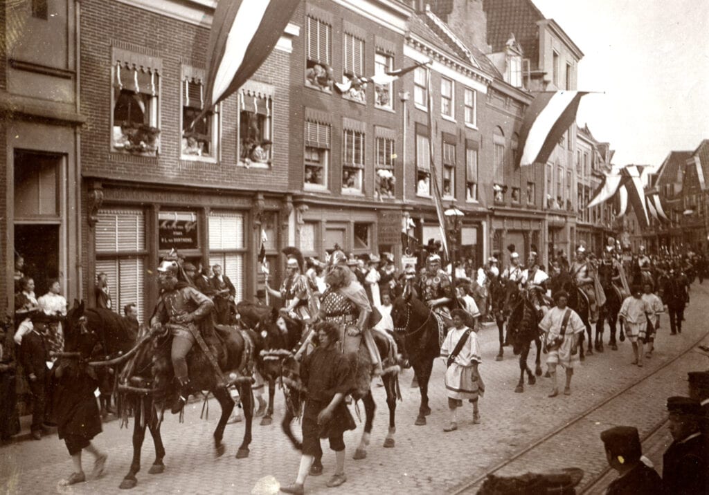 Oh, de nostalgie! Een ode aan de Twijnstraat in 8 foto's van vroeger ...