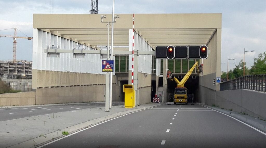Dat wordt omrijden: de Stadsbaantunnel in Leidsche Rijn gaat twee ...